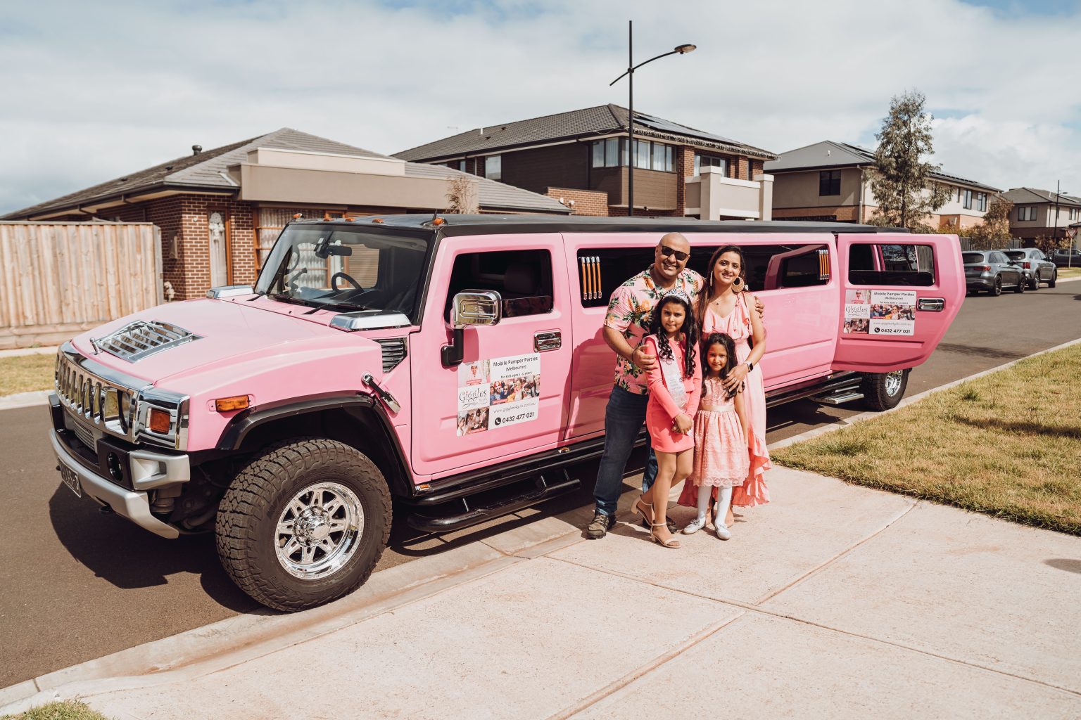 Kids Party Limo Hire Melbourne | Kids Party Limo Packages Melbourne | Limo Hire for Kids ...